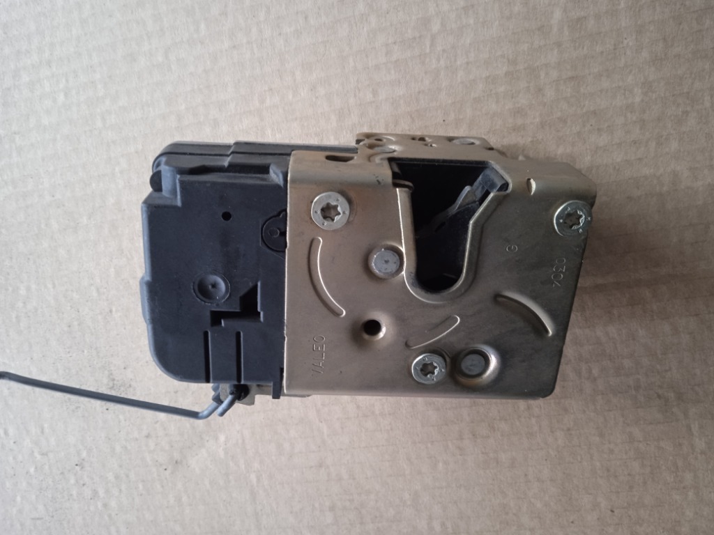 Zamek Drzwi Lewy Przód Peugeot 206 5D 6Pin | Mzyki | Kup teraz na Allegro Lokalnie