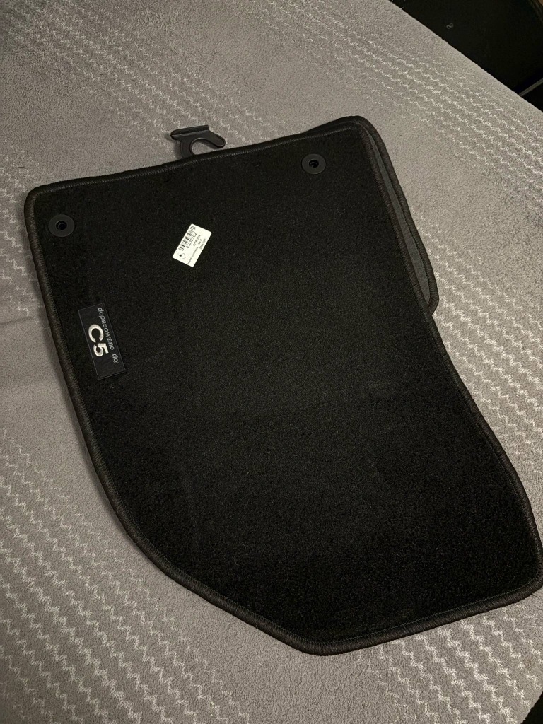 Komplet welurowych dywanikow Citroen C5 II | Dęblin | Kup teraz na ...