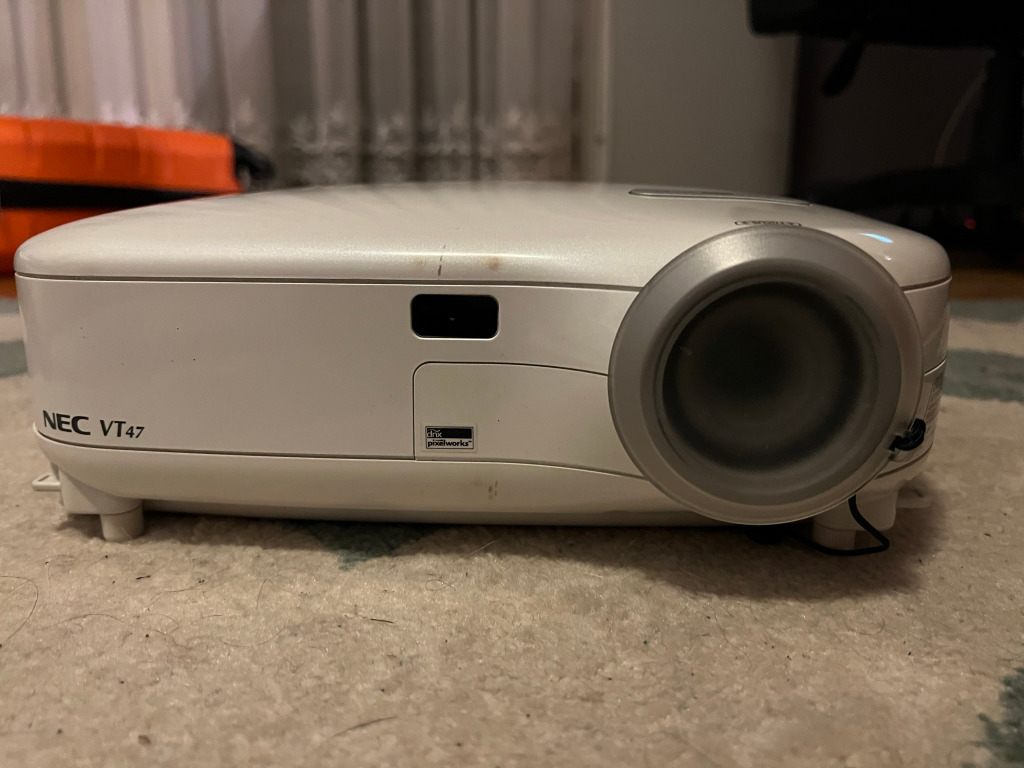 Projektor NEC VT47 z pilotem | Lublin | Kup teraz na Allegro Lokalnie