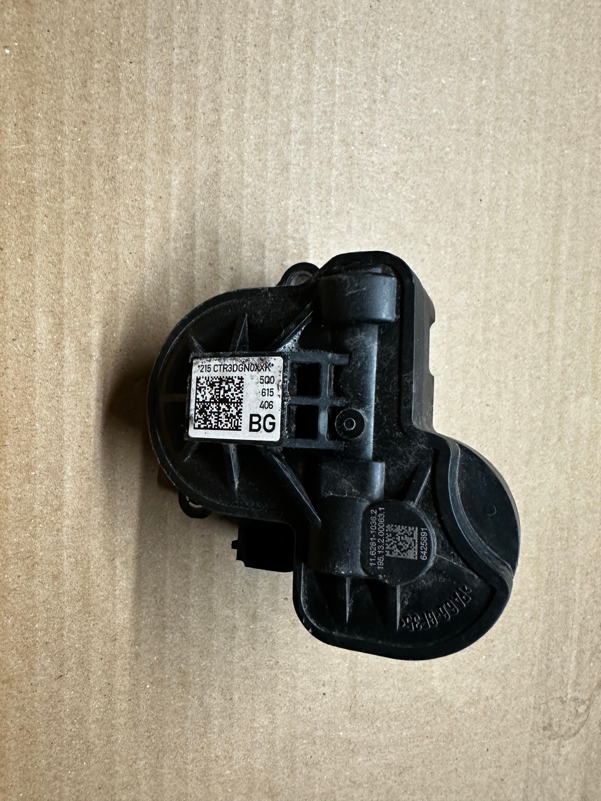 VW Seat Skoda Audi 5Q0615406 silnik hamulca ręcznego | Rybnik | Kup ...