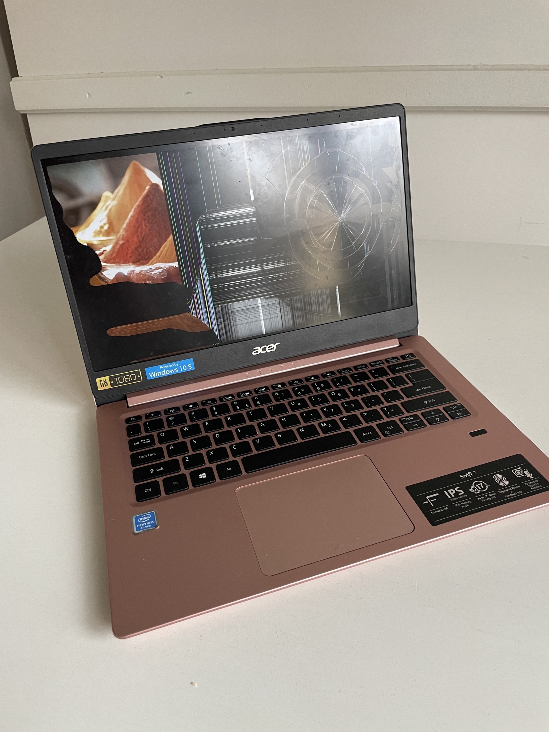 Laptop Acer Swift 1 Pink 128 GB | Warszawa | Kup teraz na Allegro Lokalnie