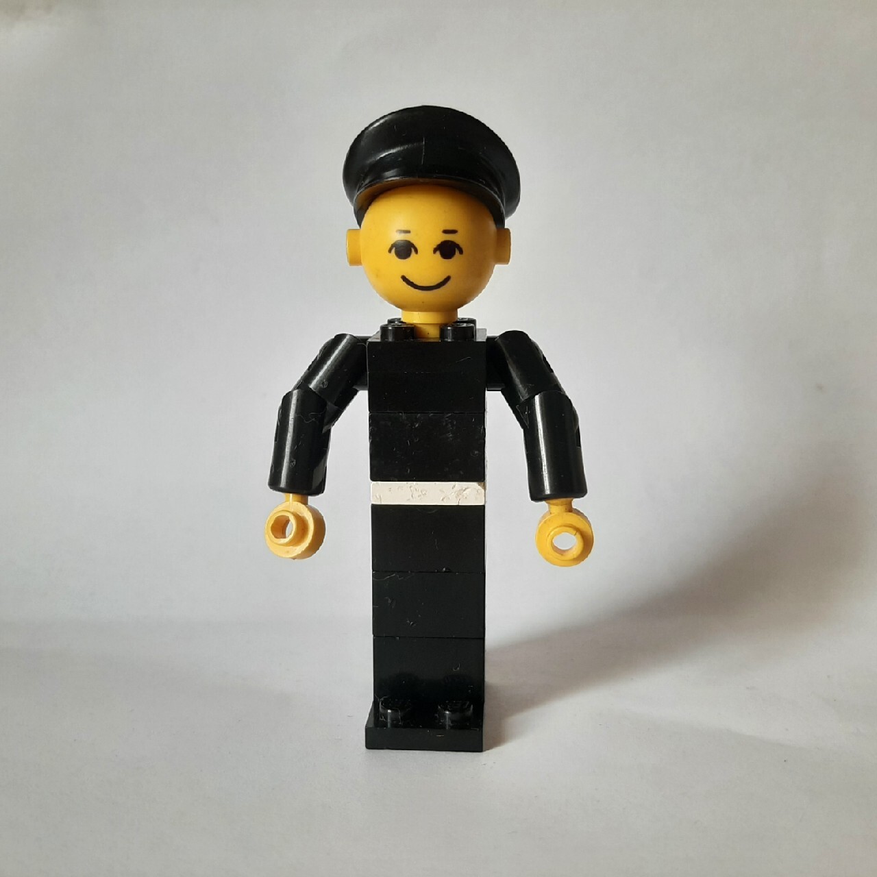 Lego Homemaker Maxifigure Policjant lata 70 | Warszawa | Kup teraz na ...
