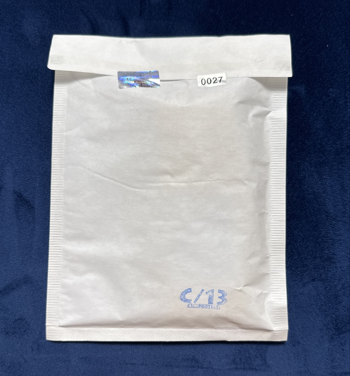 Mini box 0027 Zakup w Ciemno od Złotówki | Jaworzno | Licytacja na ...