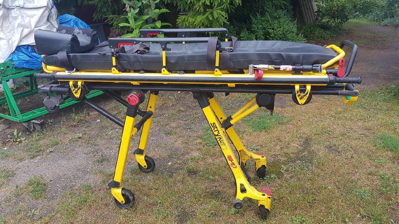 Nosze Stryker M1 ambulans karetka 4 kółka skrętne | Biskupiec | Kup ...