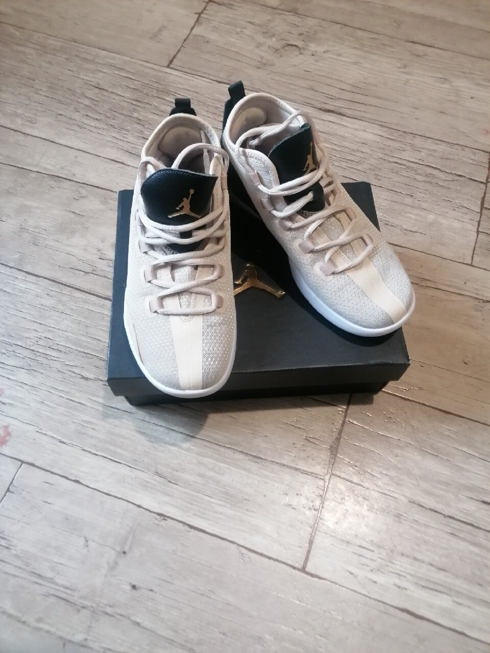 Buty adidasy Jordan w roz 38 | Jaroszowice | Kup teraz na Allegro Lokalnie