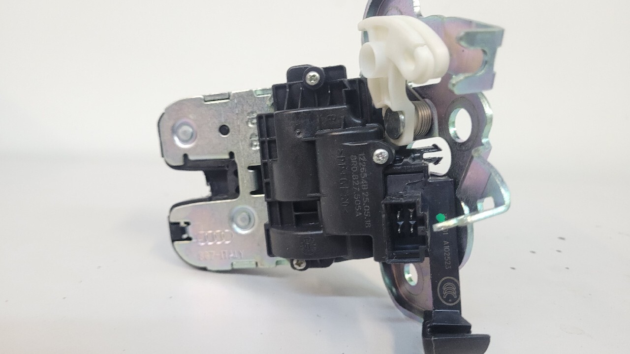 Zamek klapy bagażnika 8R0 827 505A 8R0827505A | Jaroty | Kup teraz na ...