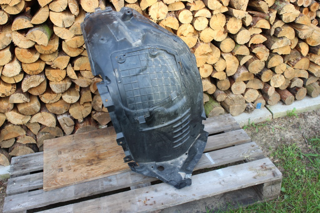 MERCEDES W205 NADKOLE PRZEDNIE PRAWE A2056903401 | Poznań | Licytacja ...