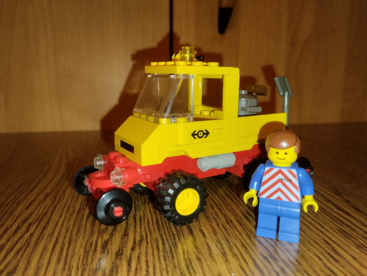 Lego 4546 Road and Rail Maintenance Train 9v Town | Kraków | Kup teraz ...