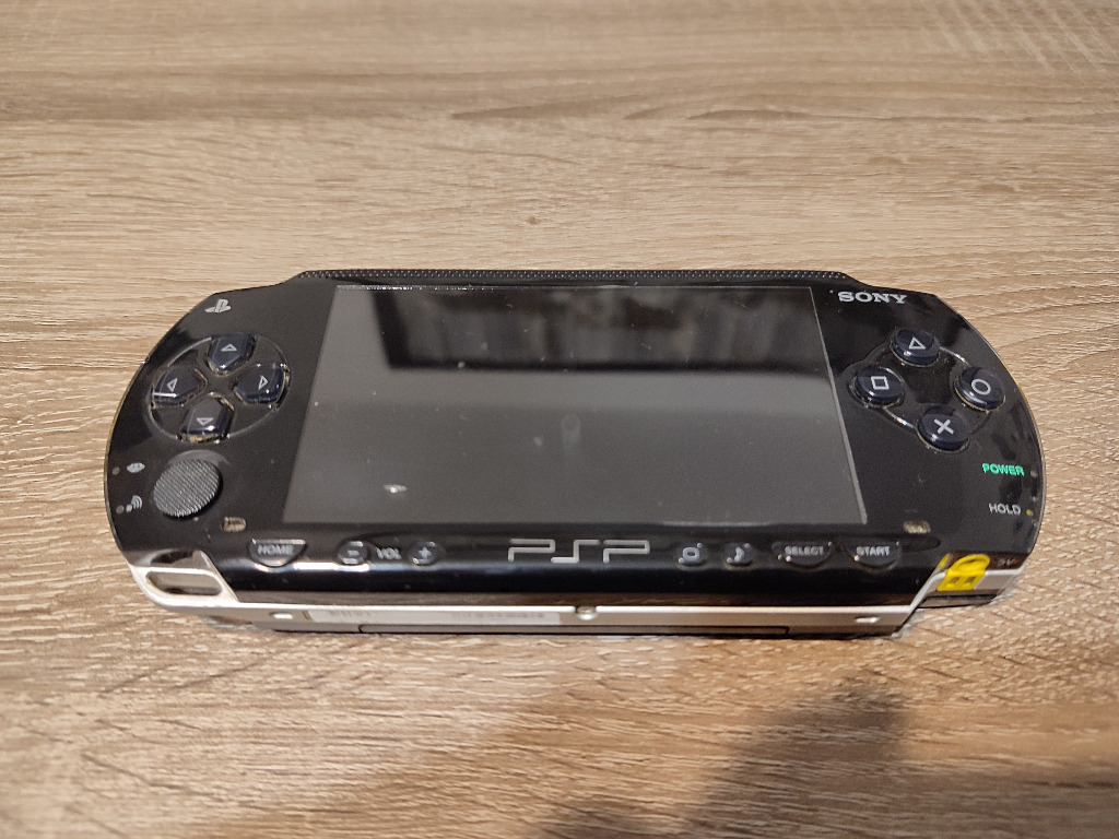 Konsola Sony PSP FAT 1003 + gier | Kraków | Ogłoszenie na Allegro Lokalnie