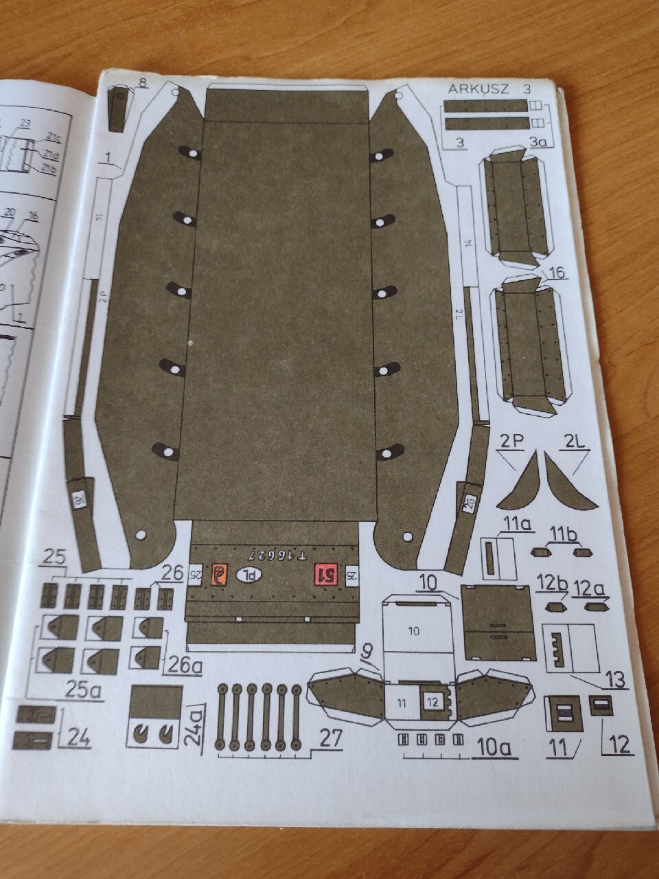 Model kartonowy Mały Modelarz Stuart | Wschowa | Kup teraz na Allegro ...