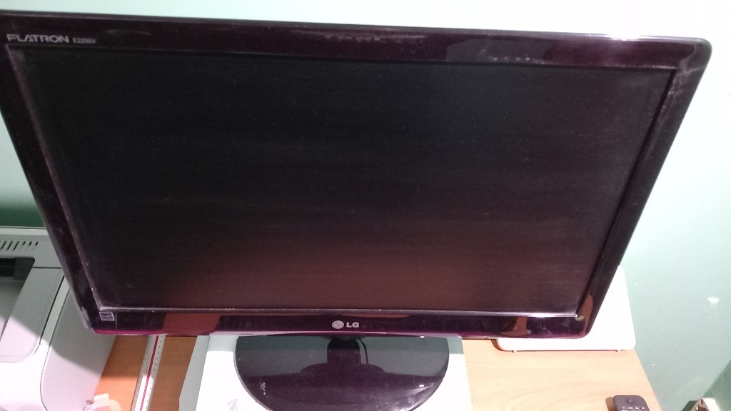 Monitor LG Flatron E2250V | Mielec | Kup teraz na Allegro Lokalnie