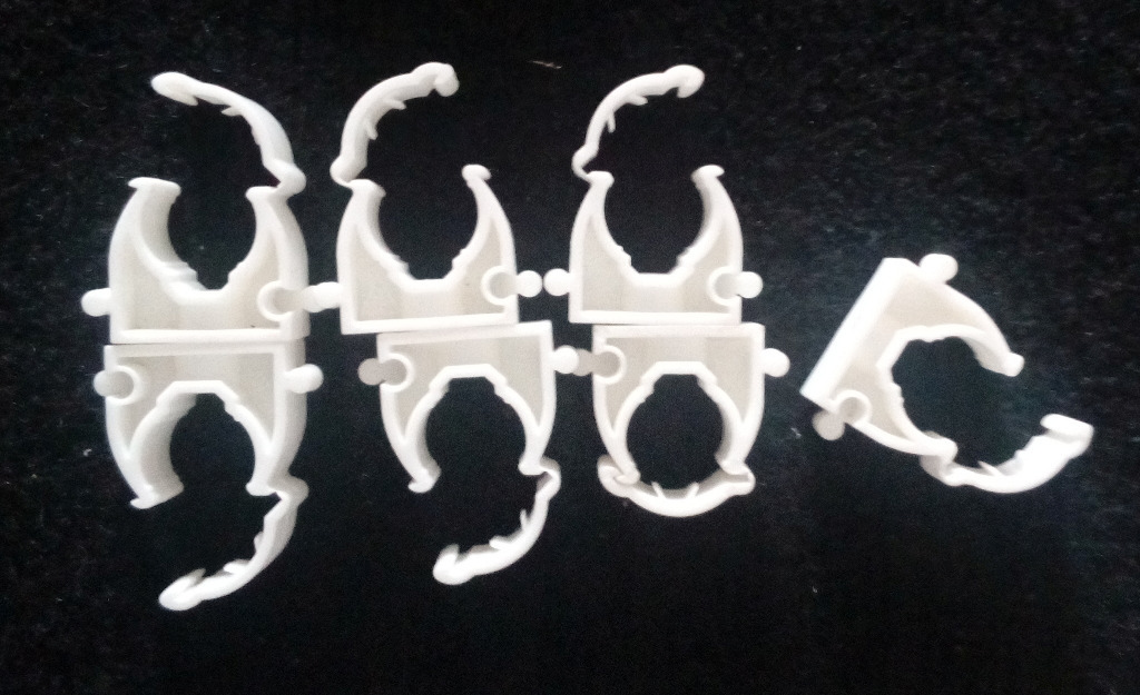 Uchwyty PVC do rurek lub kabli Fi 16mm 5sztuk | Dąbrowa Górnicza | Kup ...