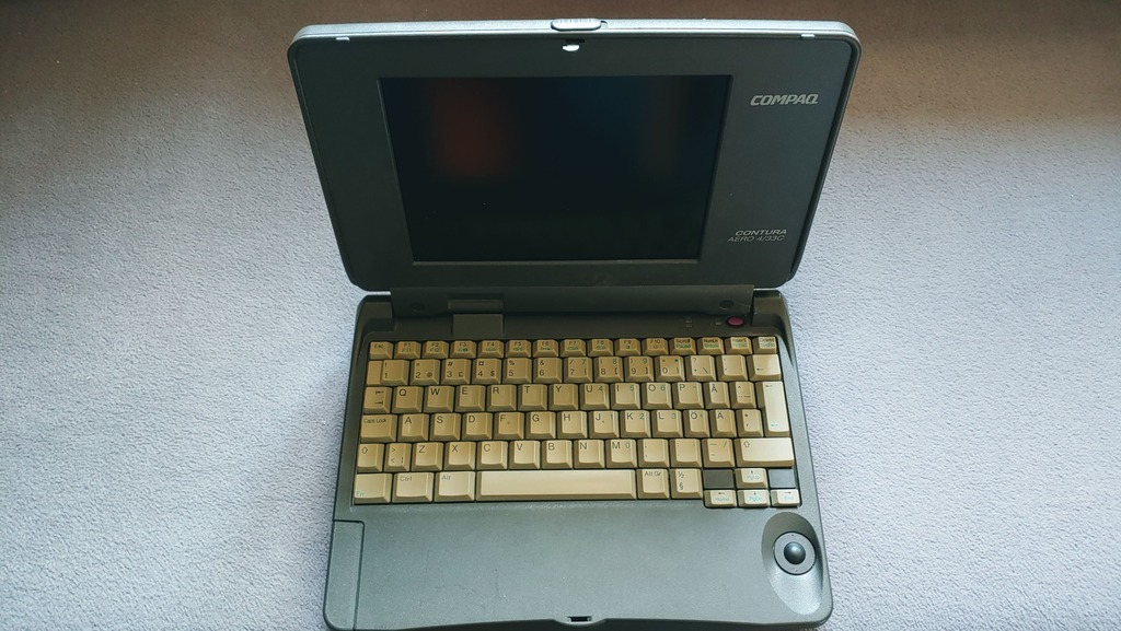 Zabytkowy laptop COMPAQ CONTURA AERO 4/33C | Warszawa | Kup teraz na ...
