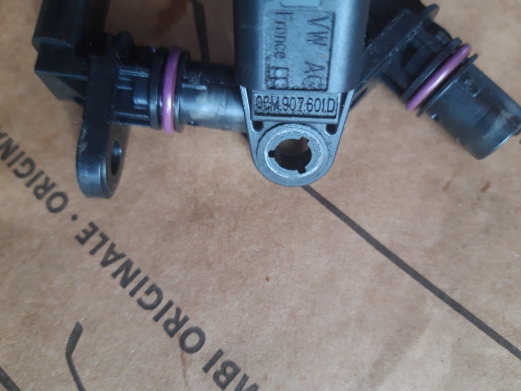 Audi CZUJNIK POŁOŻENIA WAŁKA RORZĄDU 06M907601D | Choceń | Kup teraz na ...