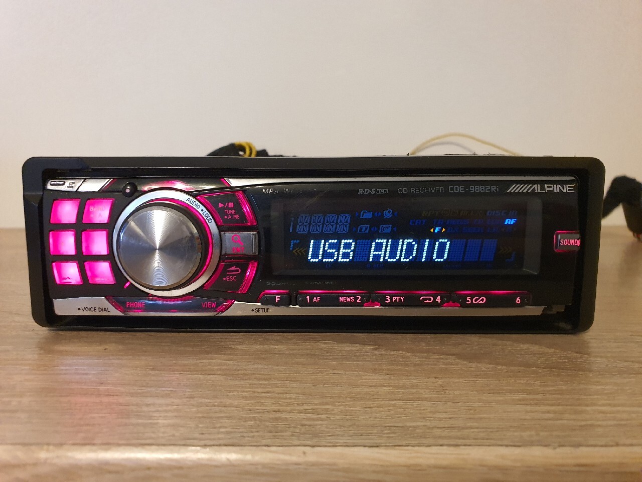 Radio ALPINE CD MP3 AUX USB CDE-9882Ri Klasyk | Parzymiechy | Kup teraz ...