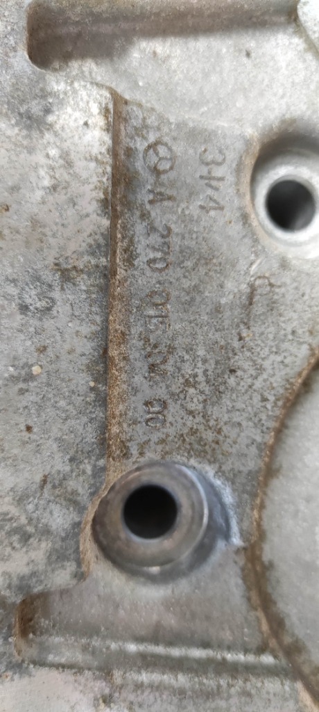 Obudowa rozrządu Mercedes 1.6 CGI 2700150400 | Żory | Kup teraz na ...