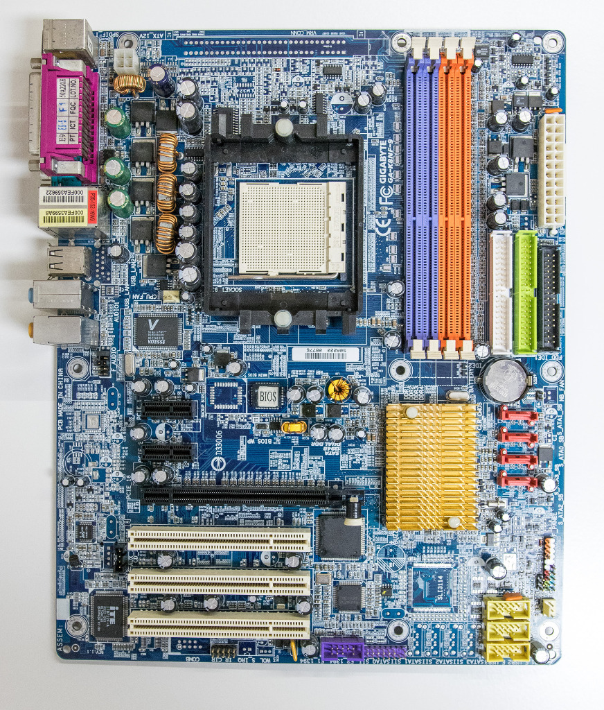 Płyta główna ATX Gigabyte GAK8NF9 socket 939 AMD | Orzech | Kup teraz ...