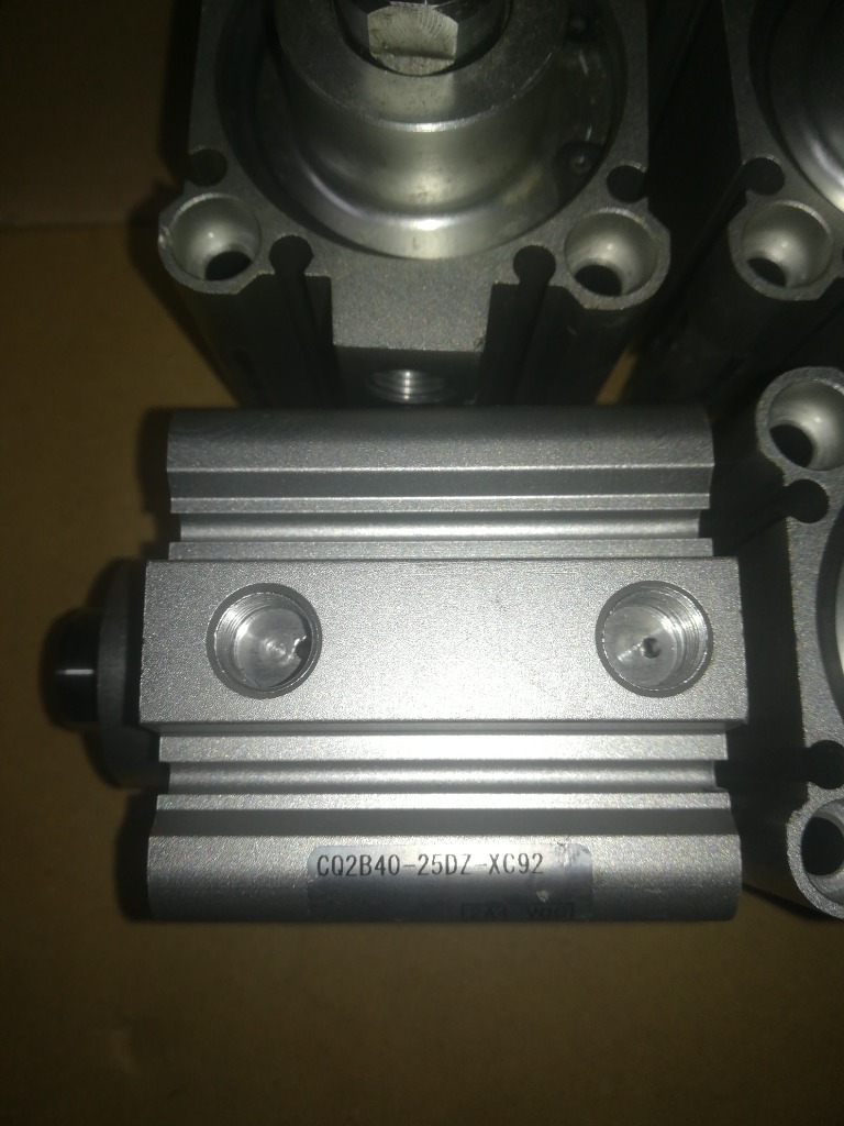 Siłownik pneumatyczny SMC CQ2B40-25DZ | Zabrze | Licytacja na Allegro ...