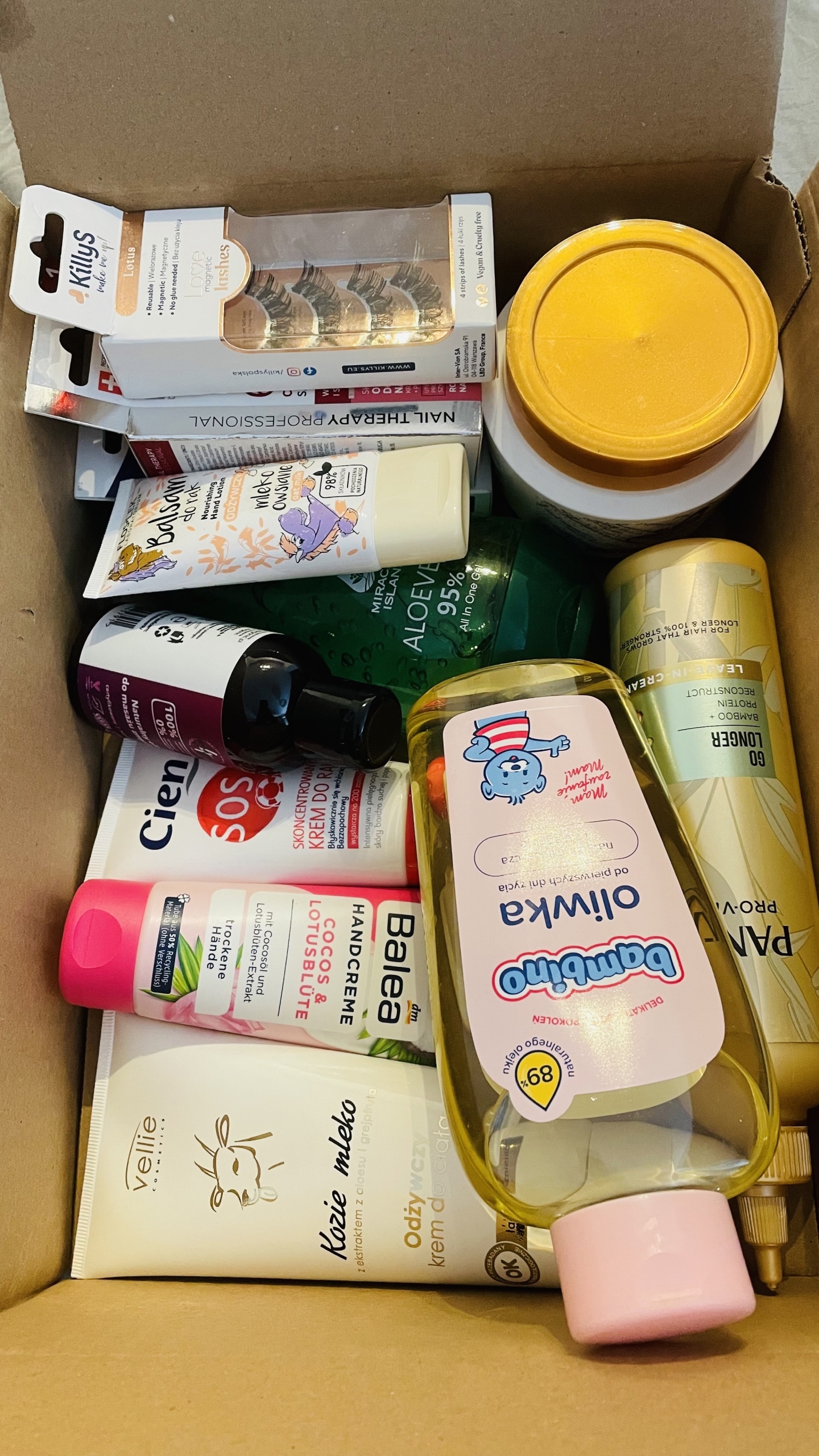 Box z kosmetykami | Kraków | Kup teraz na Allegro Lokalnie