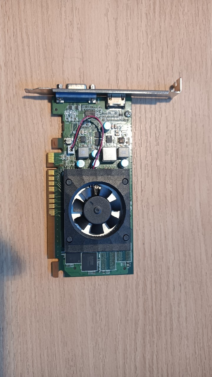 Amd Radeon R7 200 Series - Niska cena na Allegro