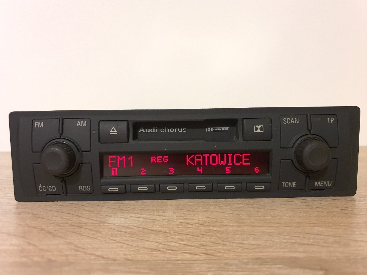 Radio samochodowe Audi Chorus 2 A2 TT A6 C5 / 22cm | Parzymiechy | Kup teraz na Allegro Lokalnie