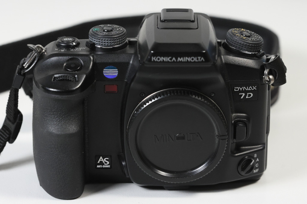 Aparat Konica Minolta Dynax 7D + dodatki | Gdańsk | Licytacja na ...