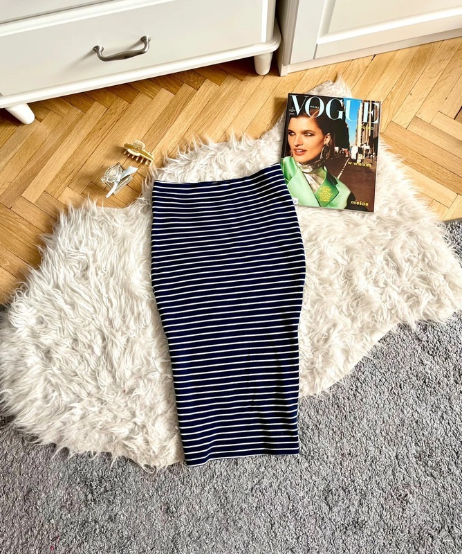 Holly Whyte Lindex wąska spódnica dresowa paski | Głowno | Kup teraz na ...