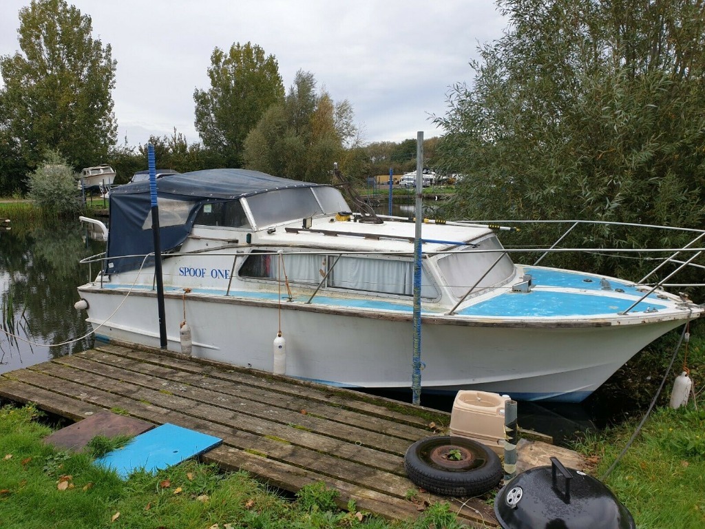 Jacht motorowodny CLEOPATRA 700 7m cruiser bmw Mar | Lublin ...