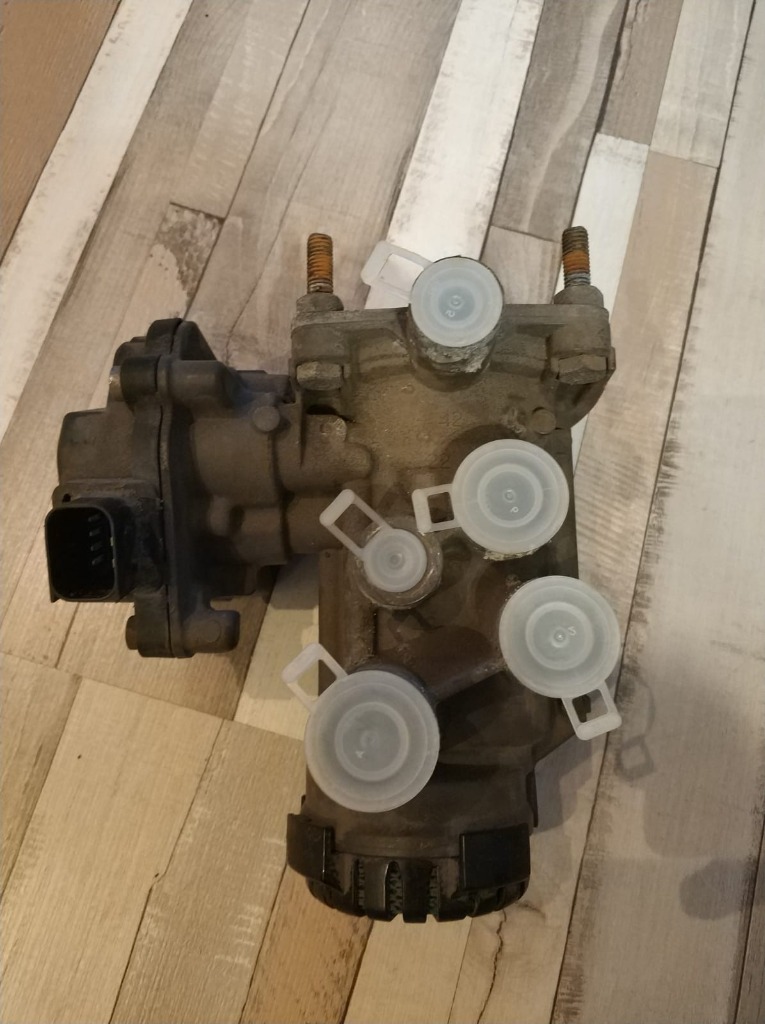 ZAWÓR EBS, MODULATOR NACZEPY RENAULT T / Volvo FH | Łowicz | Kup teraz ...