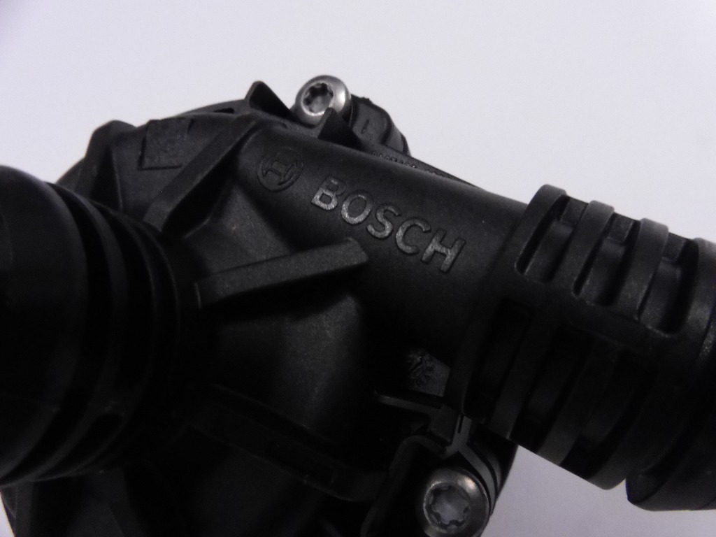 MERCEDES C X V POMPKA WODY A0005005400 BOSCH | Puszcza Mariańska | Kup ...