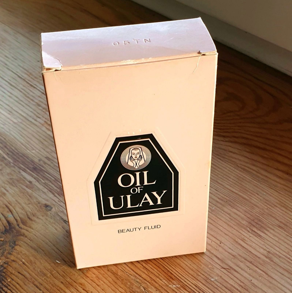 Oil of Ulay - fluid z czasów PRL-u | Gdańsk | Kup teraz na Allegro Lokalnie