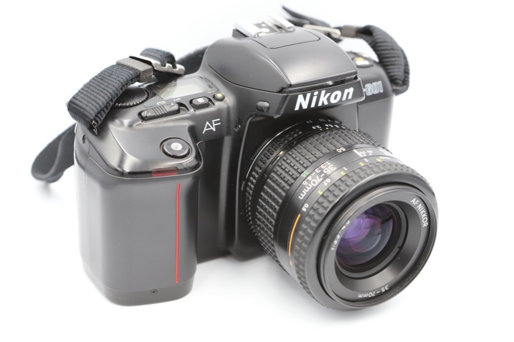Nikon F601 F-601 AF + Nikkor 35-70 3.3-4.5 analog | Leszno | Kup teraz ...