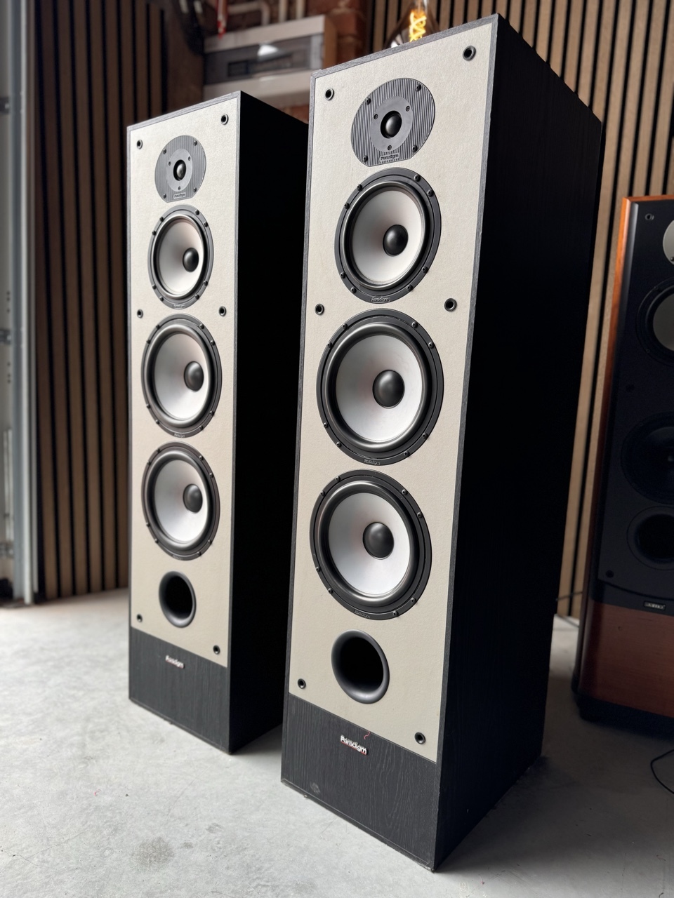 Paradigm 11se mk3 kolumny podłogowe Preference Series | Wilków | Kup ...