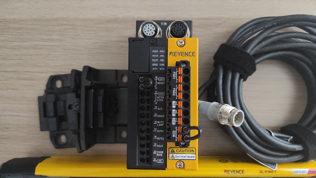 KEYENCE GL-R16H-R, GL-16H-T, GL-T11R | Poznań | Kup teraz na Allegro ...