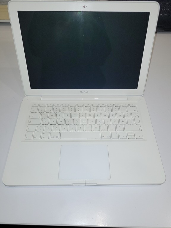 Laptop Apple MacBook A1342 8GB SSD C2D GF 320M | Koszalin | Kup teraz ...