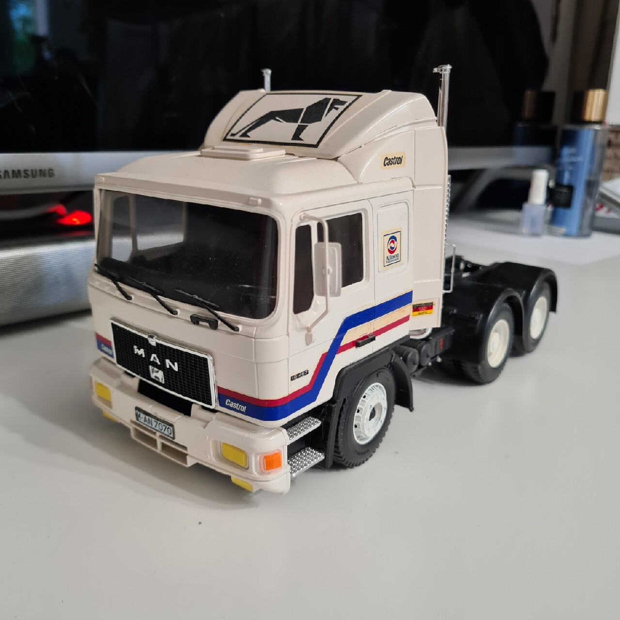 Ciezarowka MAN F90 6x4 Italeri 1:24 | Tychy | Licytacja na Allegro Lokalnie