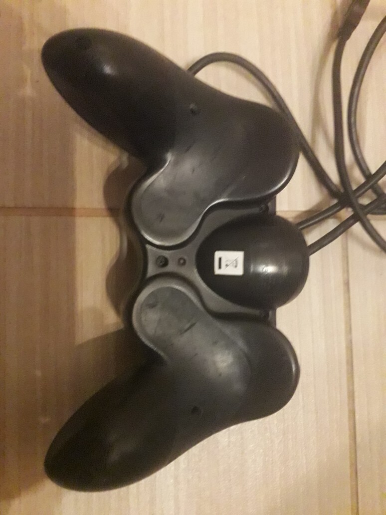 Pad do komputera i gry pc. | Bolszewo | Ogłoszenie na Allegro Lokalnie