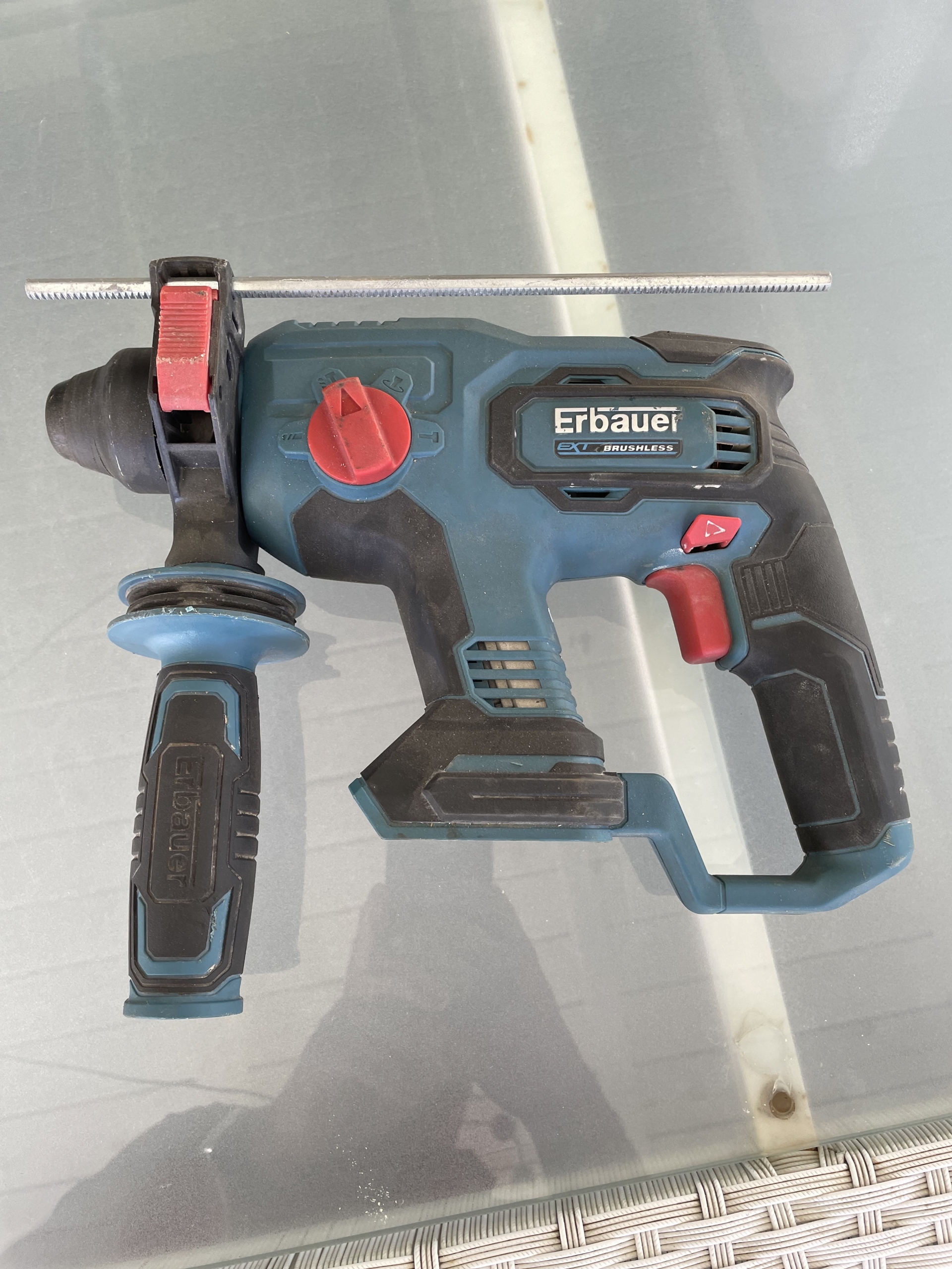 Młotowiertarka Erbauer ERH18-Ali SDS plus | Mściszewice | Licytacja na ...