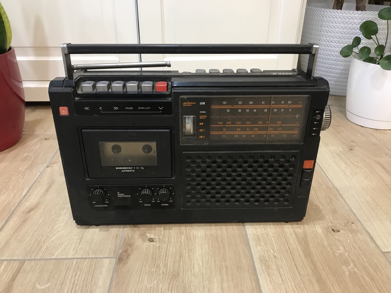 Radiomagnetofon RFT R 4200 | Dzietrzychowice | Kup teraz na Allegro ...