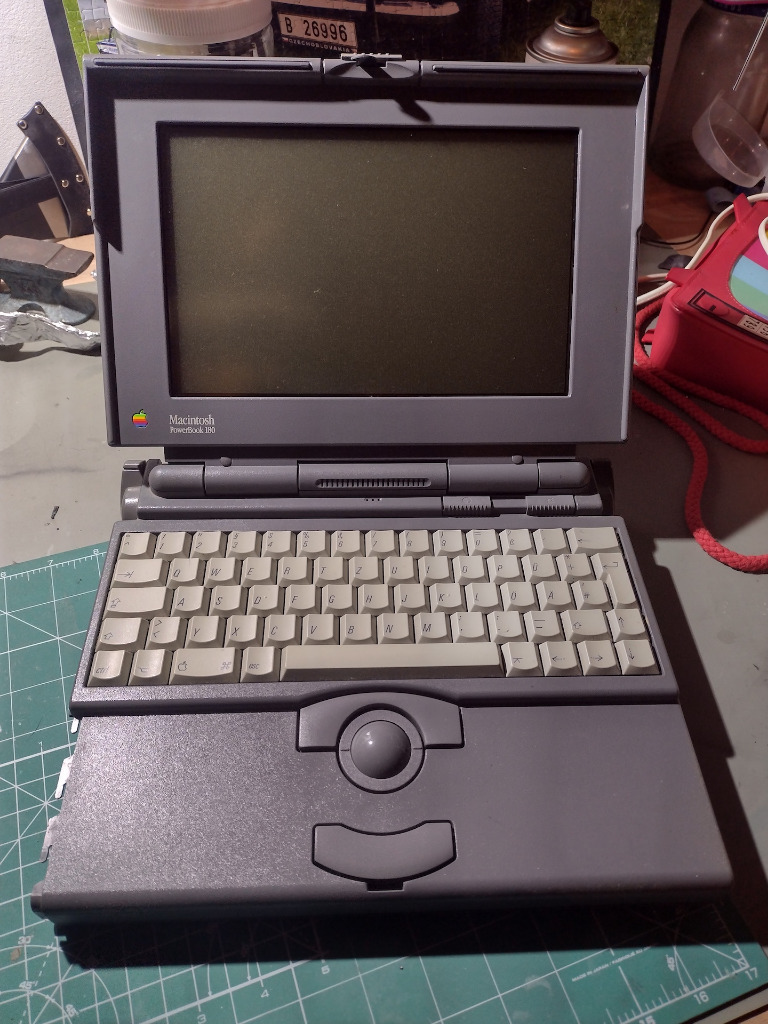 Apple Macintosh PowerBook 180 z 1992 roku | Poznań | Licytacja na ...
