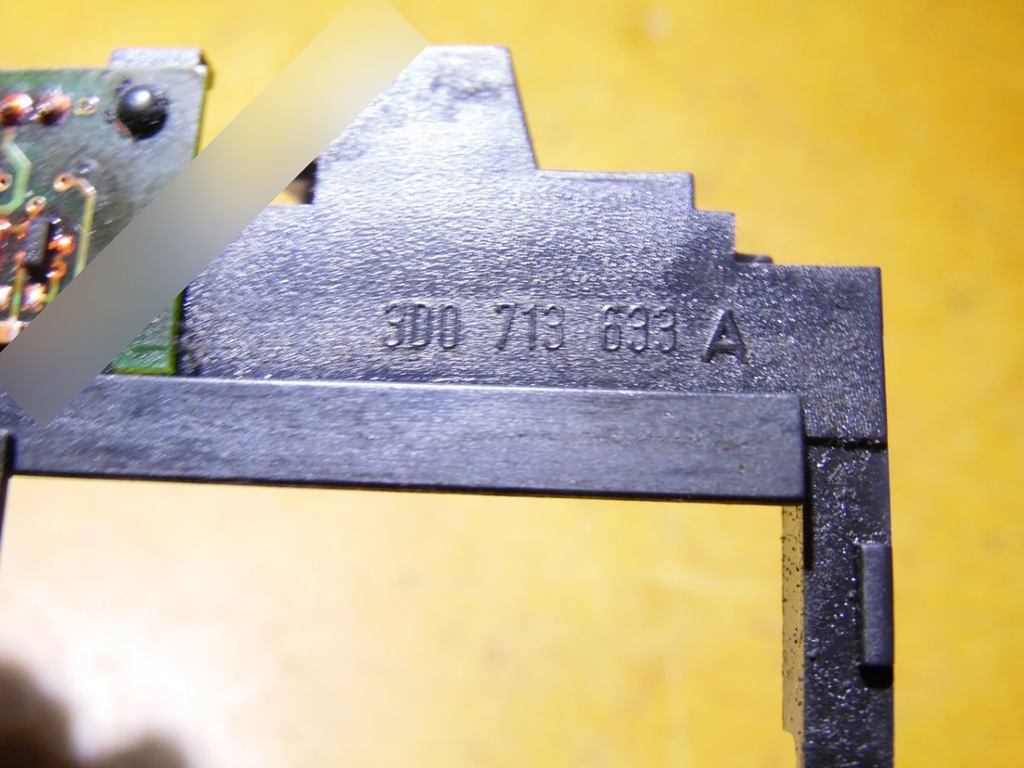 POTENCJOMETR BIEGÓW PHAETON 8344001703 3D0713633A - 6702235933 ...