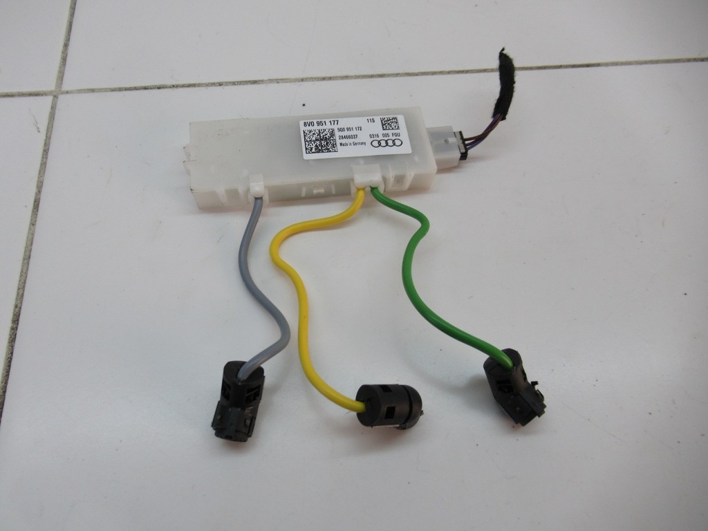 CZUJNIK SENSOR RUCHU ALARM AUDI A3 8V0 LIFT 16r - 12206476406 ...