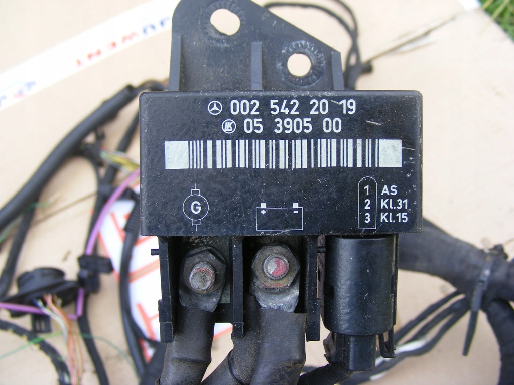 Mercedes SLK R170 2.3 Moduł Przekaźnik akumulatora - 13738773520 ...