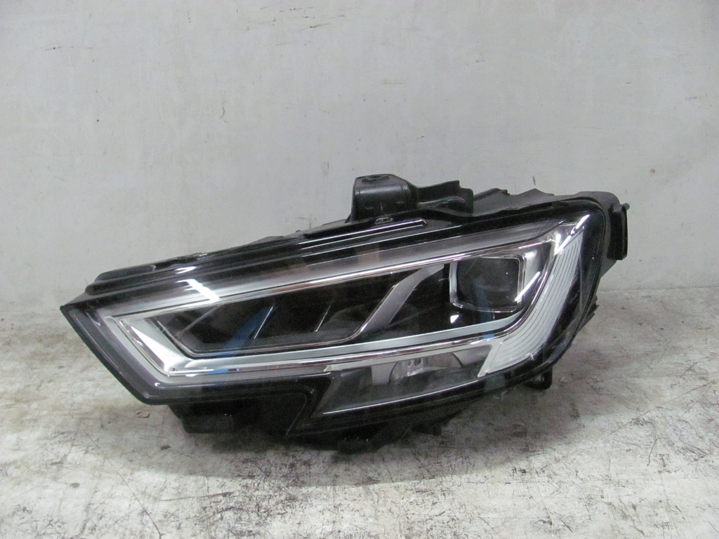 Audi A3 8V lift lampa Full Led Matrix 8V0941035 - 12902363284 ...