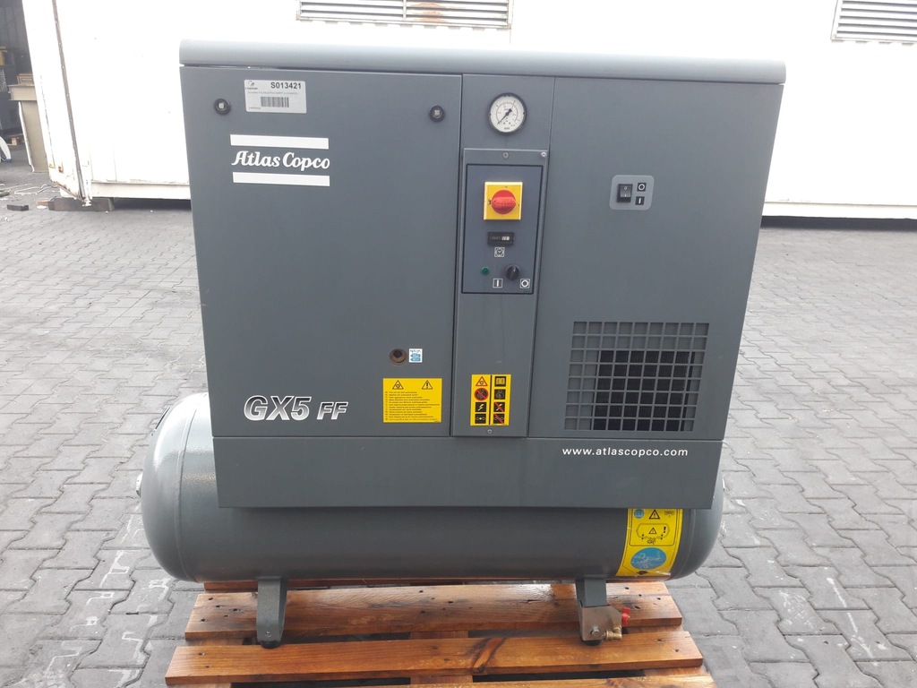 Sprężarka śrubowa komprersor ATLAS COPCO GX5 FF 5,5kw 0,6m³ S013421 ...