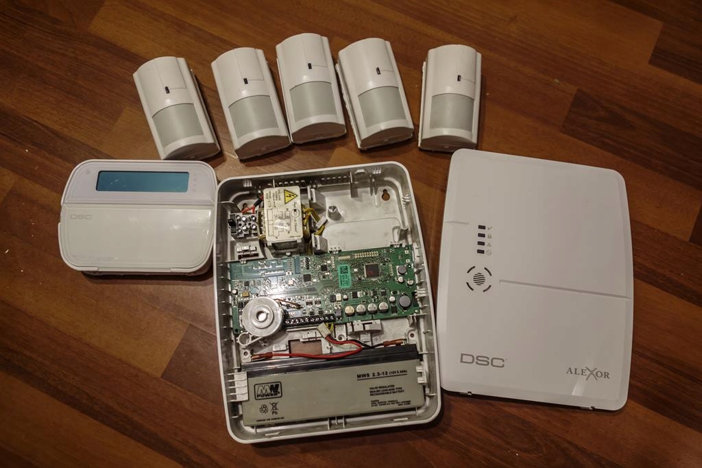 System alarmowy DSC Alexor. Alarm bezprzewodowy. - 12321864568 ...