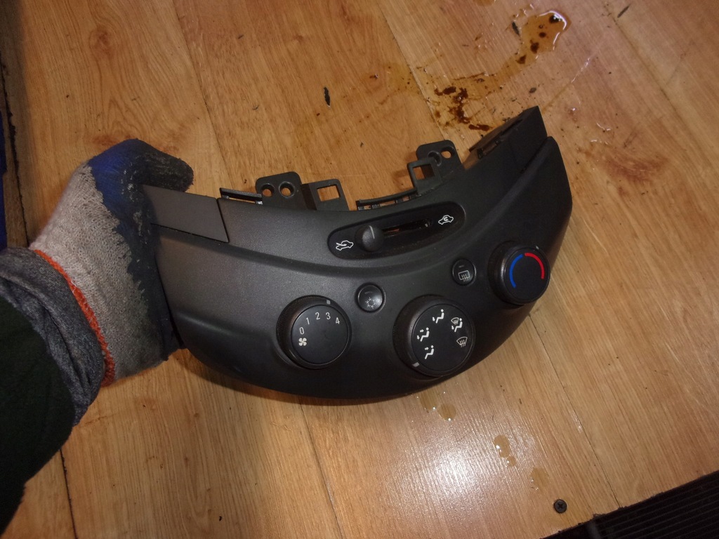 CHEVROLET SPARK M300 PANEL NAWIEWU KLIMATYZACJI - 14851577694 ...