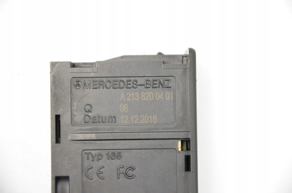 PANEL USB SD A2138200401 MERCEDES W213 W238 W205 - 8943124438 ...