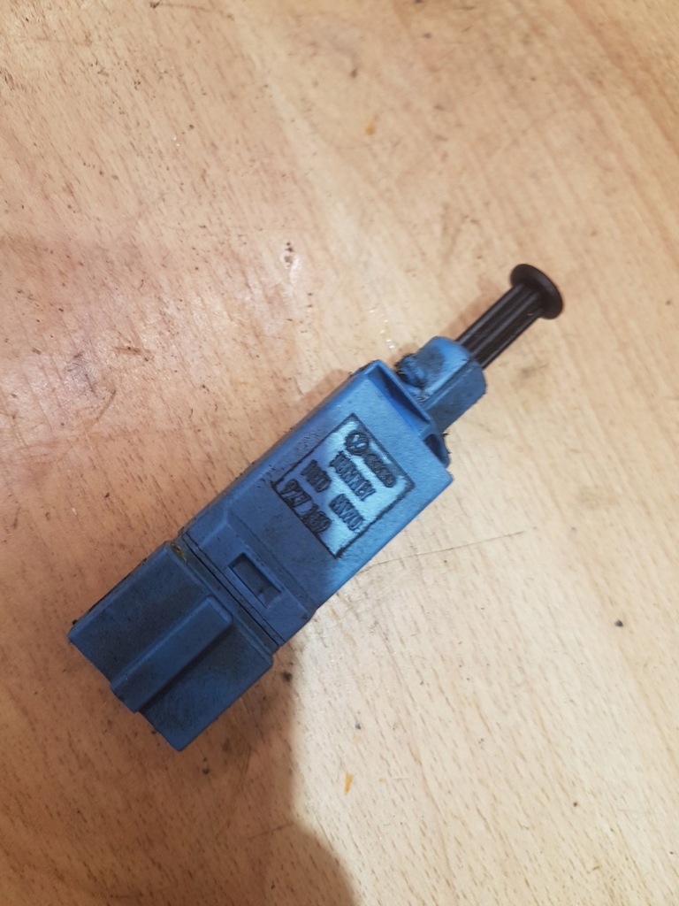 CZUJNIK ŚWIATEŁ STOP PEDAŁU HAMULCA VW SHARAN I - 14121228389 ...