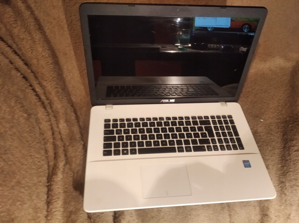 Laptop Asus F751M 17,3 " - 12553361487 - oficjalne archiwum Allegro